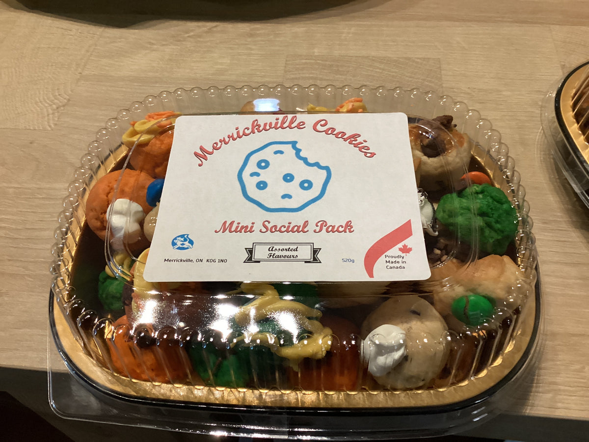 Social Pack Minis 520g – Merrickville Cookies Inc.